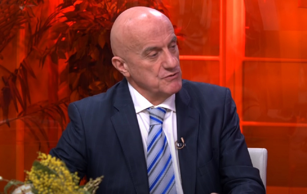 Daka napada Srbiju, a sa bivšim ministrom gradi zgrade po Beogradu