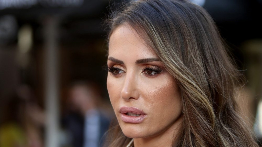 Emina otvoreno o gladovanju! Pevačica zaprepastila fanove: „To radim ...