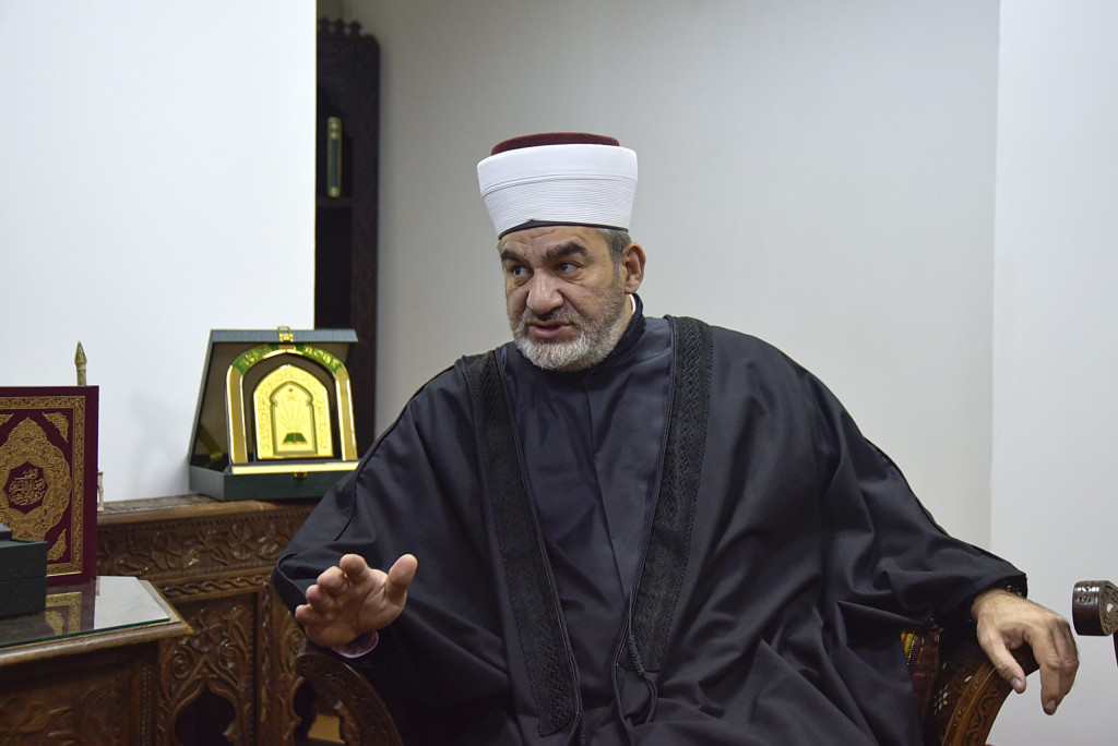 Molio se u džamiji pred smrt! Muftija Jusufspahić o Džeju i Đokoviću ...