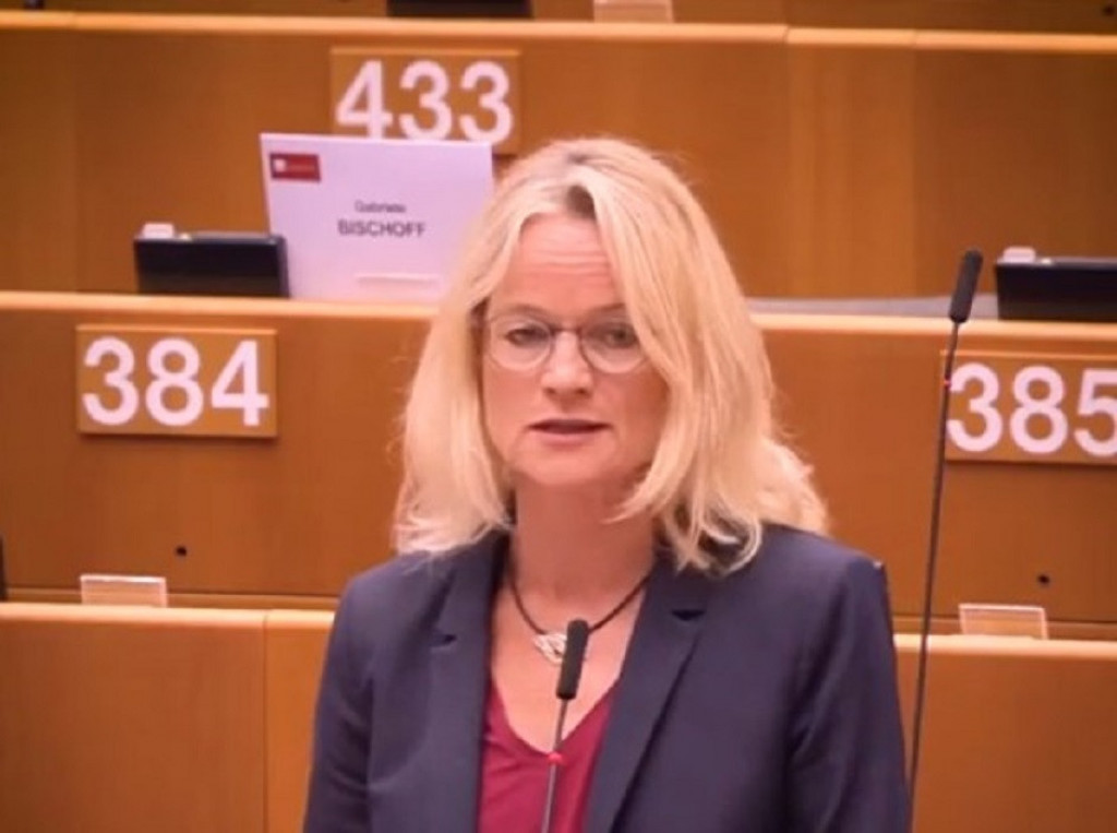 Fon Kramon uputila poruku zvaničnicima u Prištini: Posetite sever i to ...