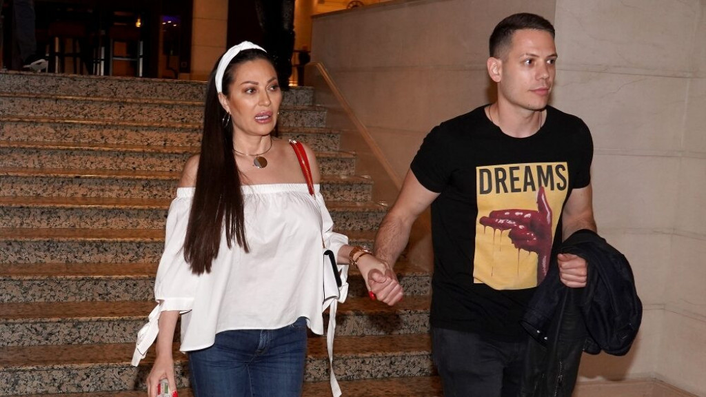 Ocrtao mu se svaki mišić! Cecin dečko snimkom iz teretane raspametio ...