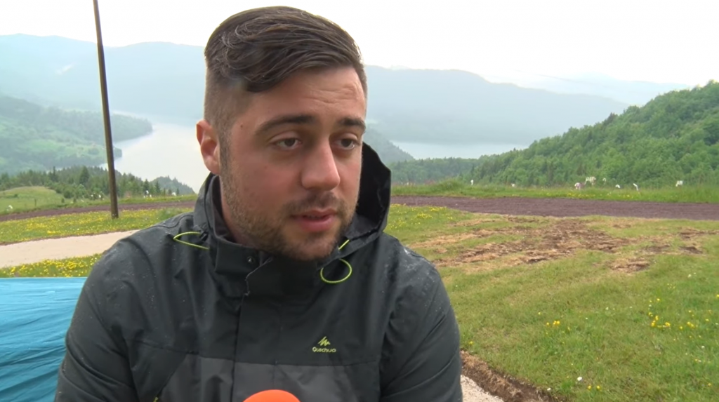 Filip je završio dva fakulteta, napustio posao i Beograd zamenio selom ...