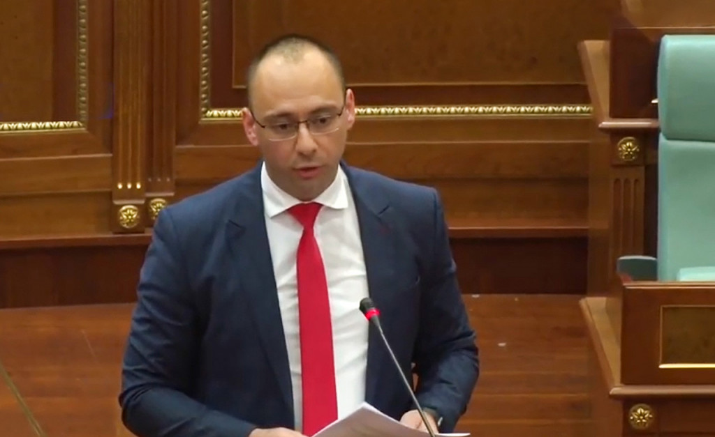 Simić: Nije reč o preregistraciji, nego o nasilju Prištine nad Srbima