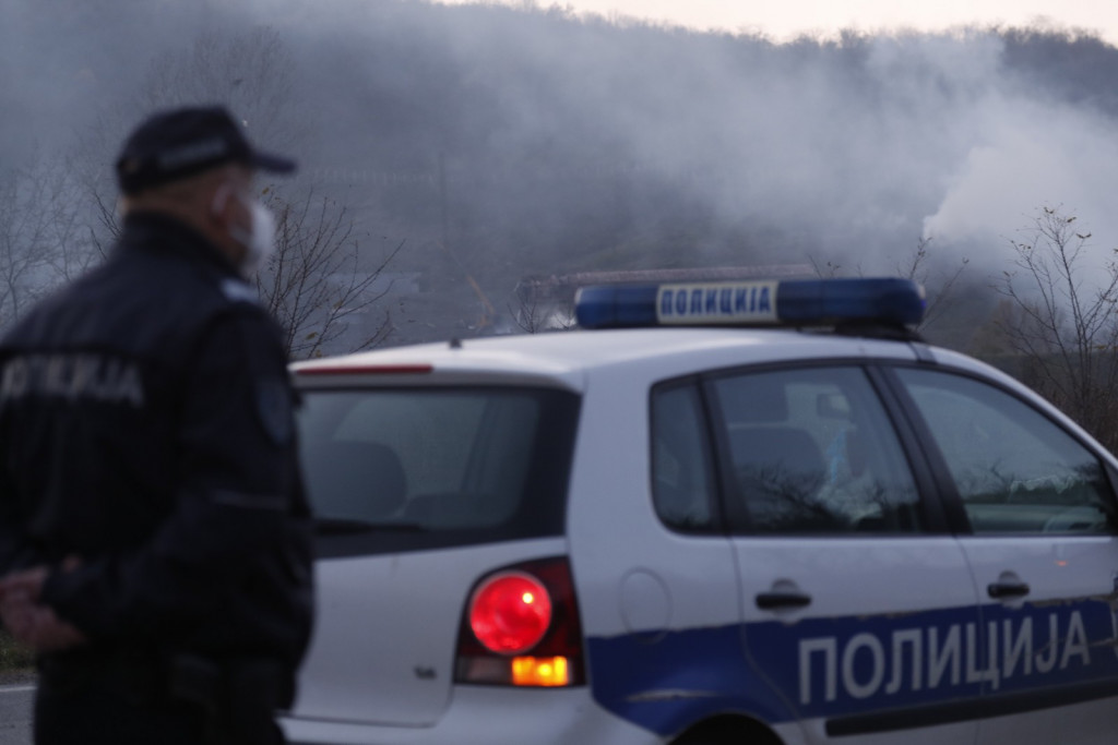 Ugašen požar u Leštanima, Indijac i Srbin spasili fabriku