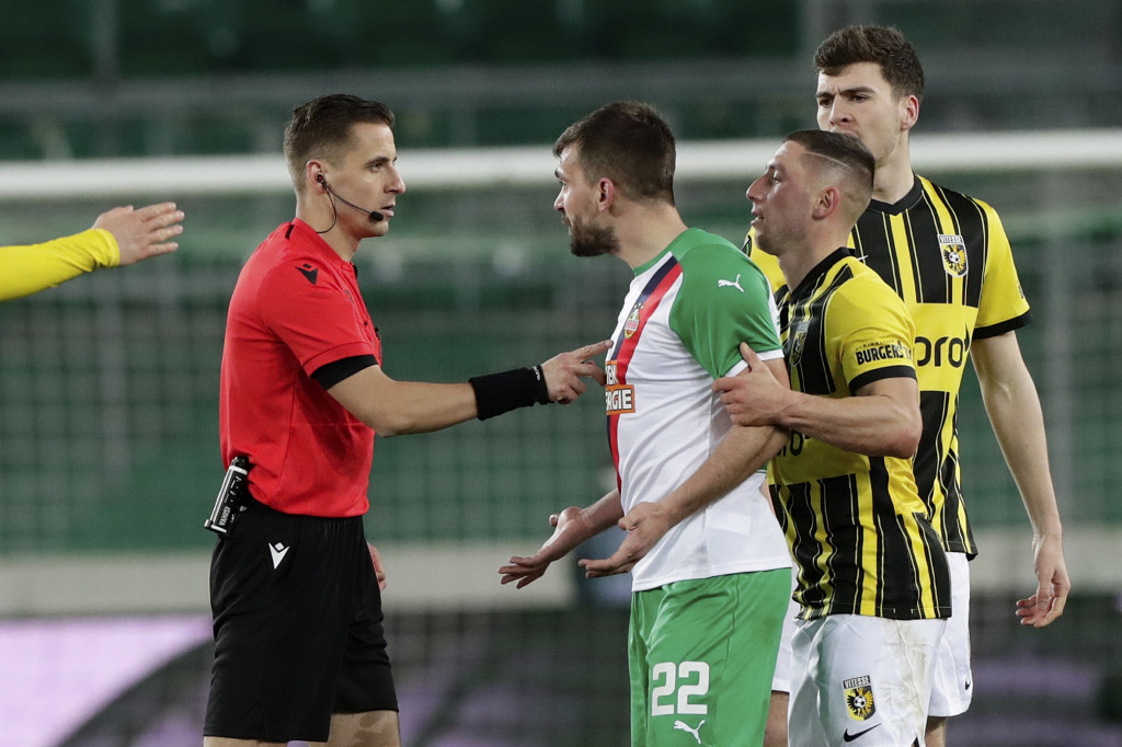 Zvezdinog "gardistu" skupo koštala proslava kupa: Rapid hitno raskinuo ...