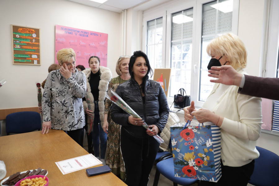 Maša (18) u Materinski dom u Zvečanskoj došla je kao maloletna ...