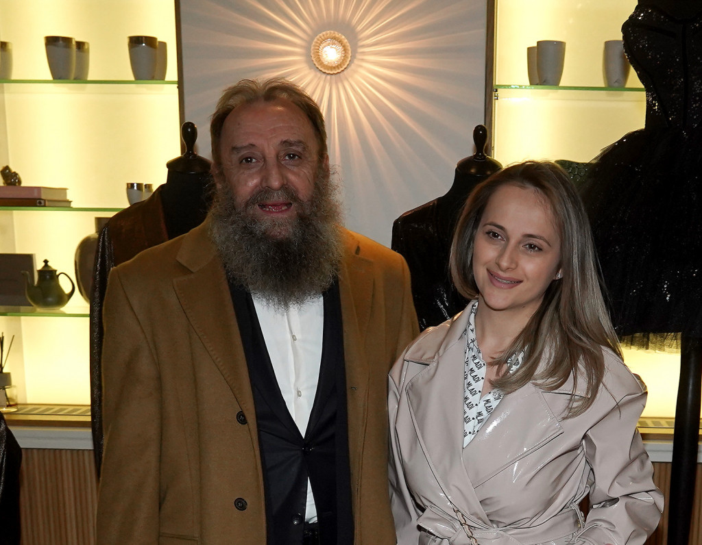 Predrag Marković i njegova 36 godina mlađa supruga dobili prvo ...