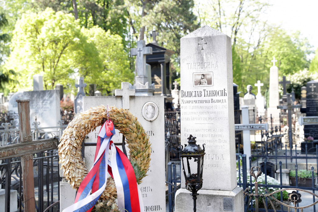 Pogledajte neobične "muzejske ture" po Novom groblju