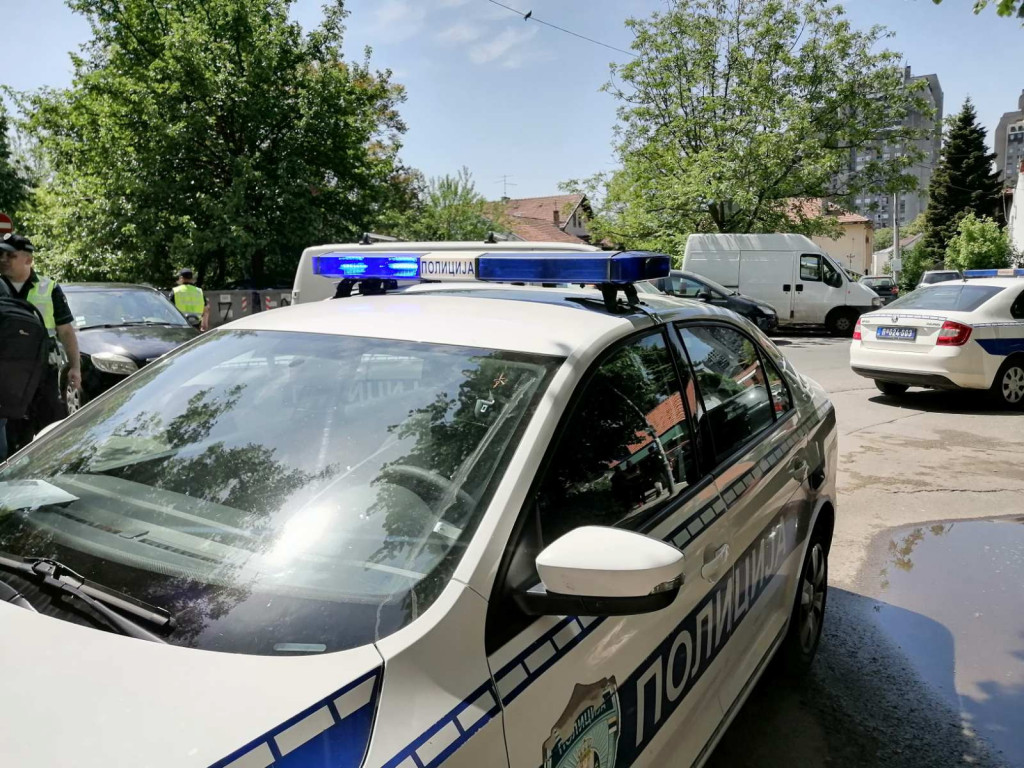 Eksplodirala prangija, metal udario ženu u glavu? Detalji bizarne ...