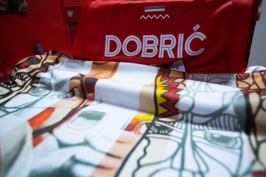 Zvezdino iznenađenje za Delije! Novi dres je spreman: Priča o ljubavi ...