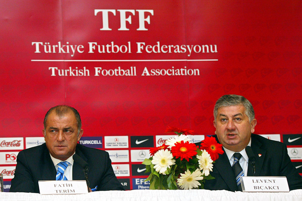 Pucalo se u Istanbulu: Ispaljeno sedam metaka na zgradu Turskog fudbalskog Saveza