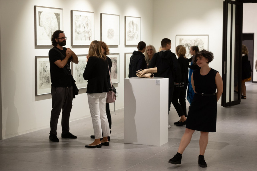 Njena beskrajna energija i smirenost su u potpunosti ispunili ...