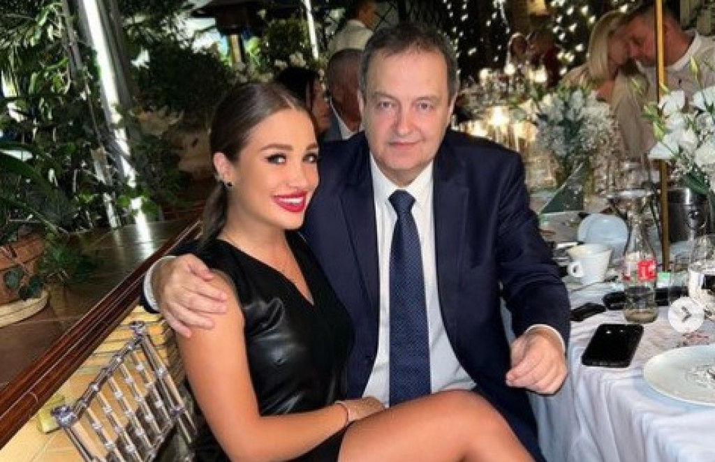 Snaja Ivice Dačića pokazala izvajano telo (FOTO)