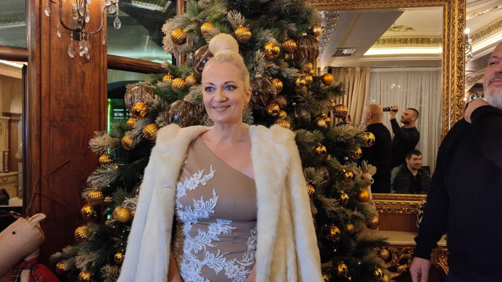 Jellena od bakšiša zaradila za kola