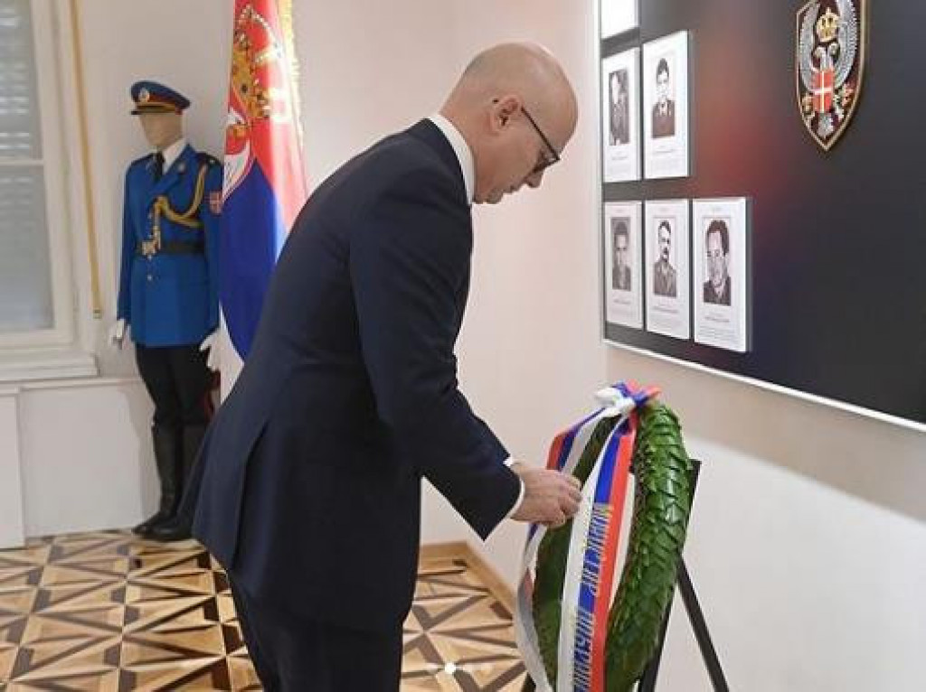 Ministar Vučević posetio Vojnobezbednosnu agenciju