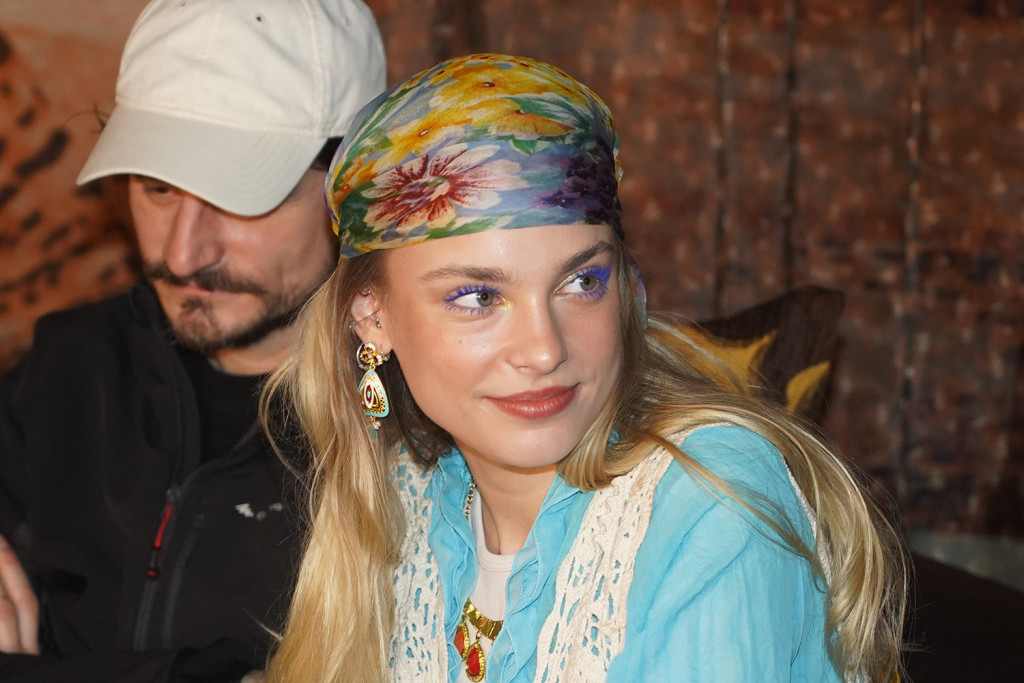 Una Bregović obukla šustiklu