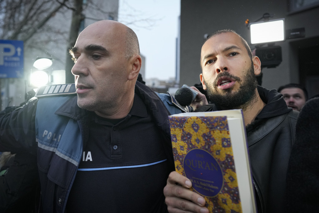 Kako je Endru Tejt osvojio muslimane?