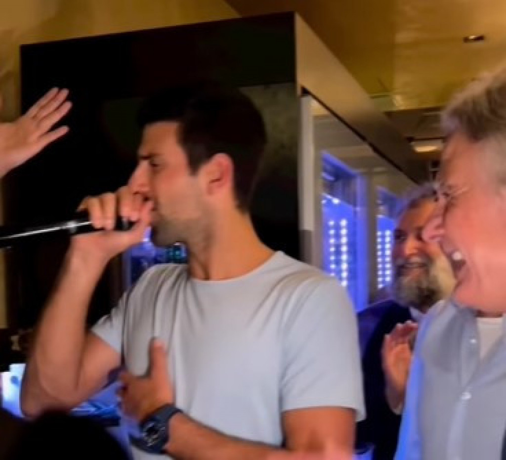 Nole zapevao Jeleni na uvce