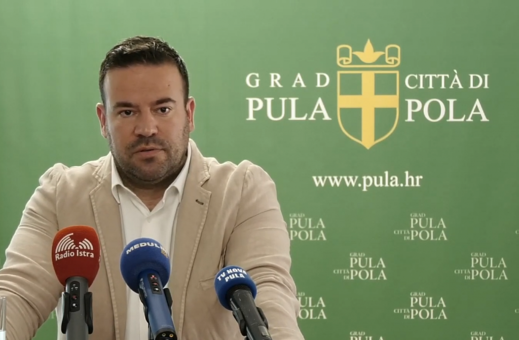 Oglasio se gradonačelnik Pule o otkazanom koncertu