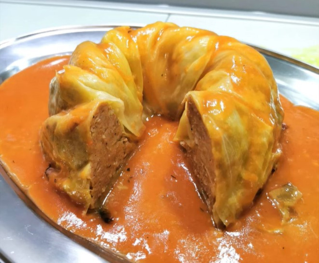 Recept dana: Kuglof sarma