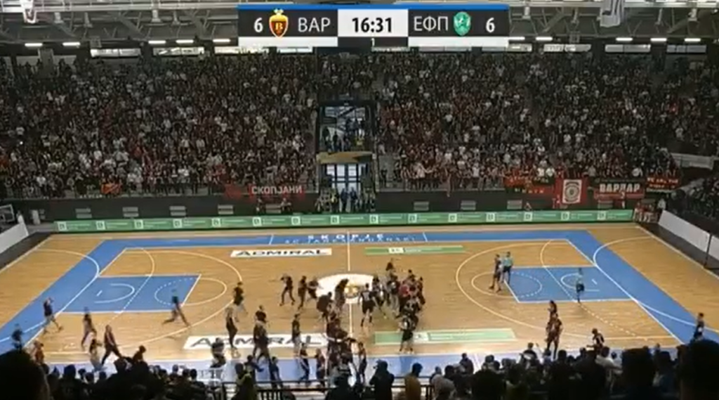 Nered navijača u Skoplju