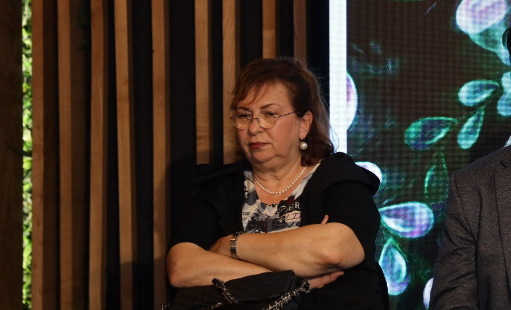 Nada Blam se razvela zbog porodičnog nasilja