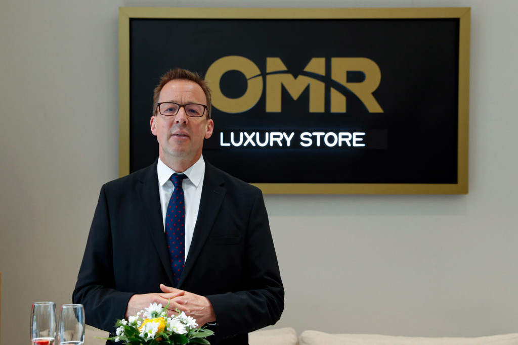 Kris Barton se obratio privrednicima u Srbiji