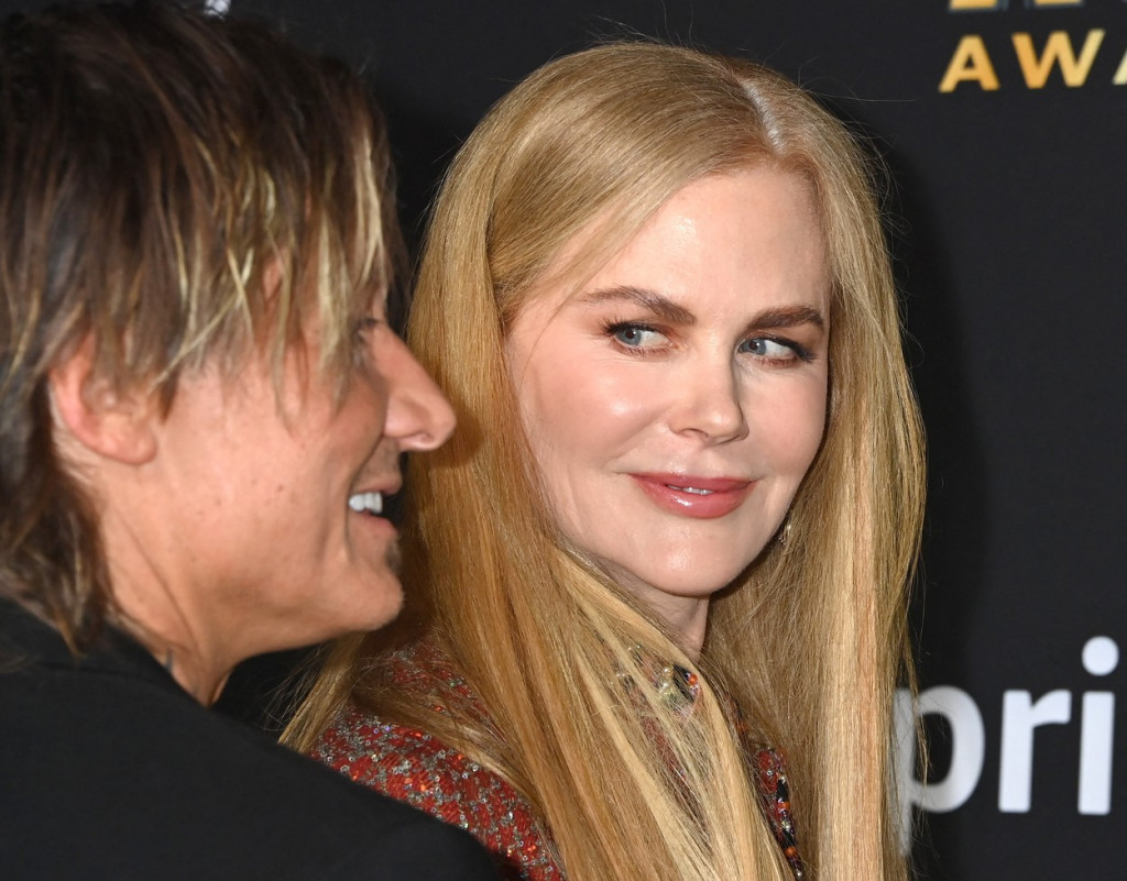 Nikol Kidman obukla terakota odelo na golo telo