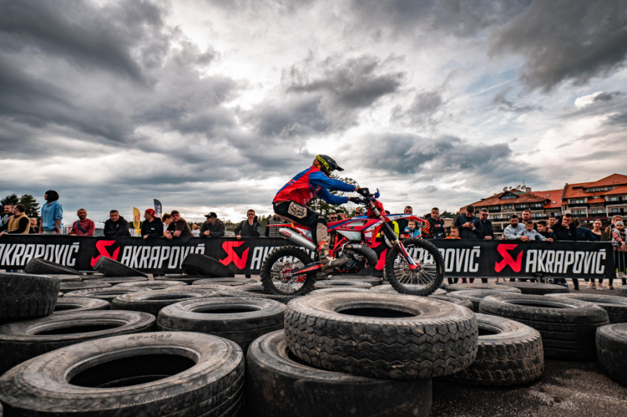 Britanac Bili Bolt najbrži na prologu Xross relija