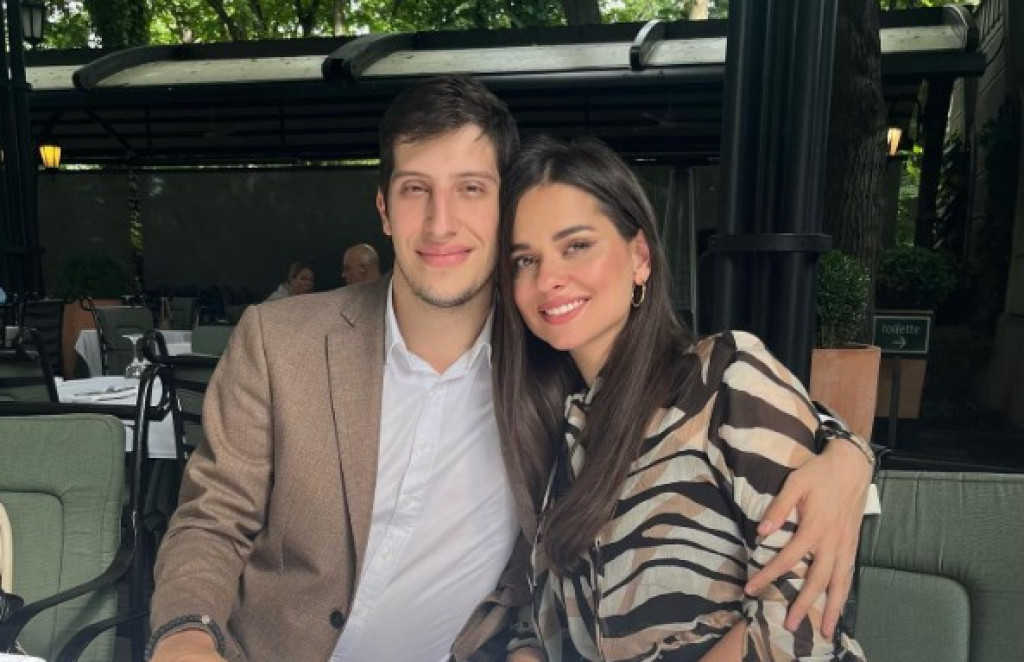 Lav Pajkić zaprosio devojku