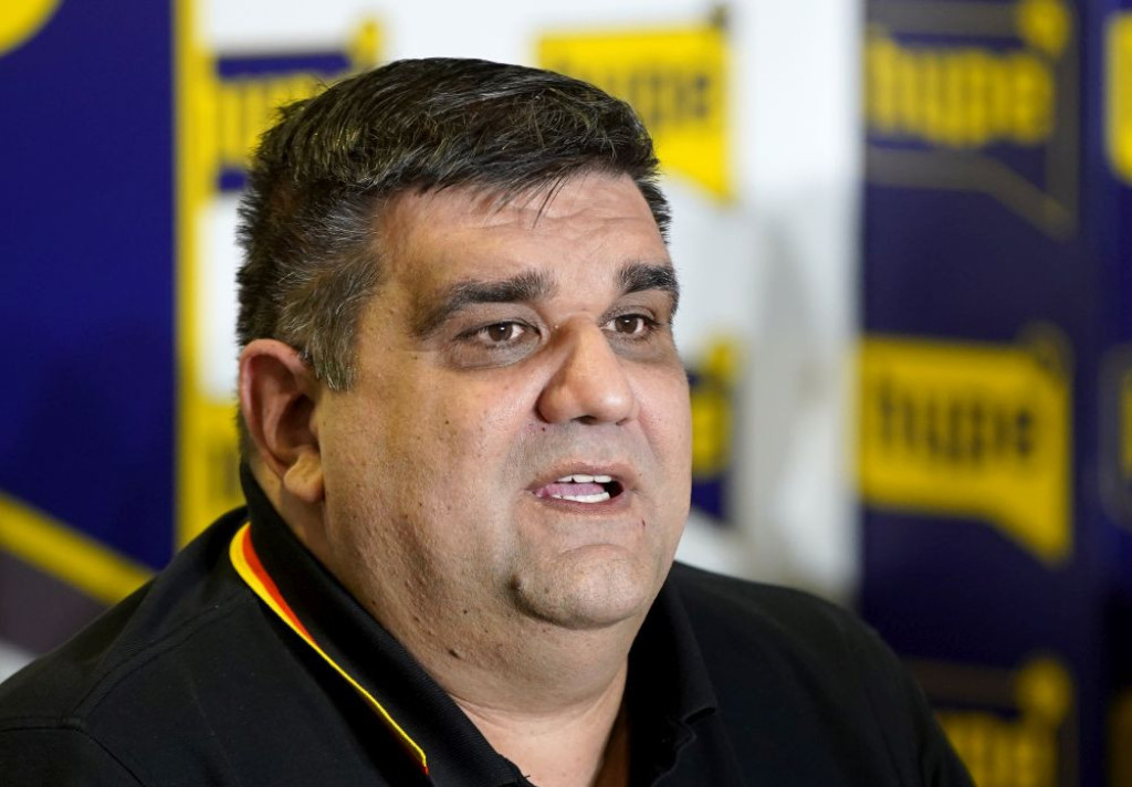 Mirković se oglasio nakon što mu je zapaljen automobil