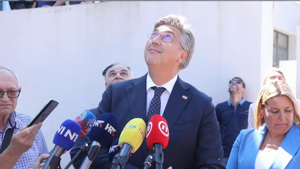 Kako je beli galeb uništio Plenkovićev sako