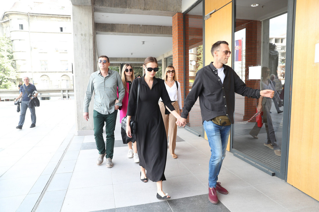 Milena Radulović u vezi sa Ognjenom Jankovićem