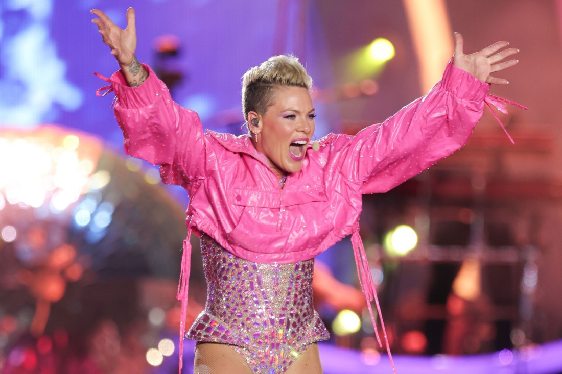 Pevačica Pink žali što je snimila pesmu o Sunđer Bobu