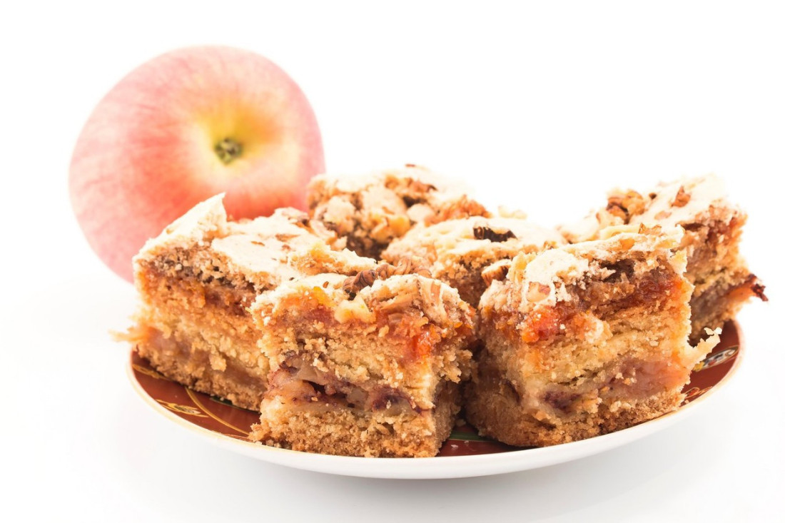 Recept dana: ratni kolač s jabukama