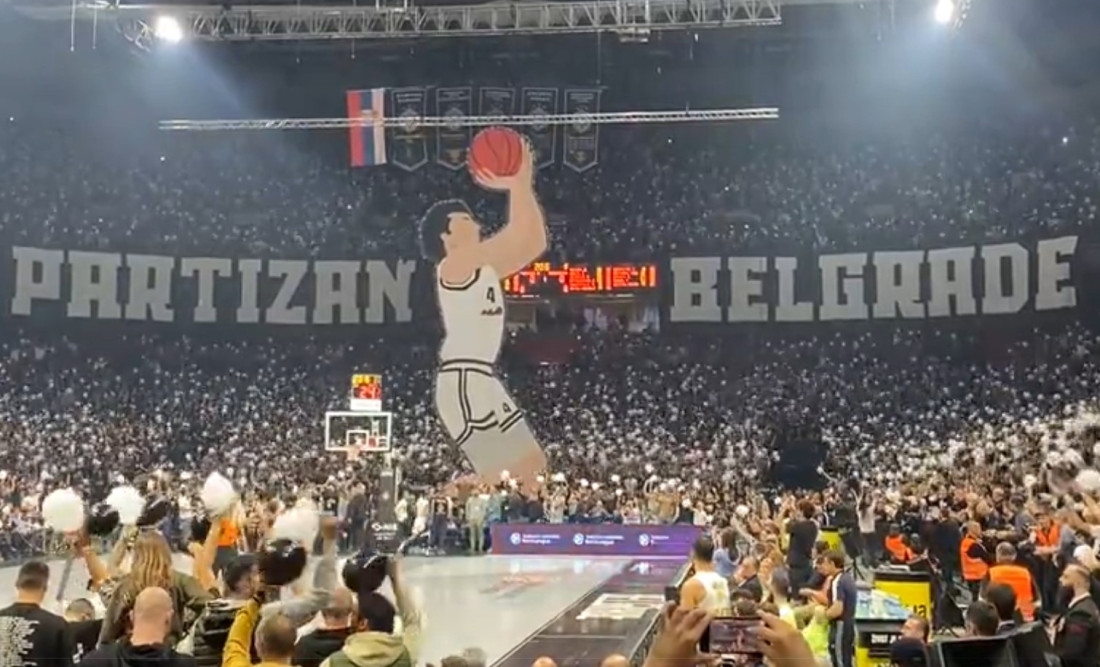Grobari pomerili granice navijanja! Arena u ekstazi!