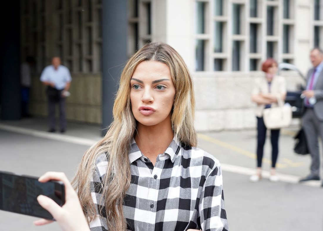 Tara Simov želela da umre sa 15 godina