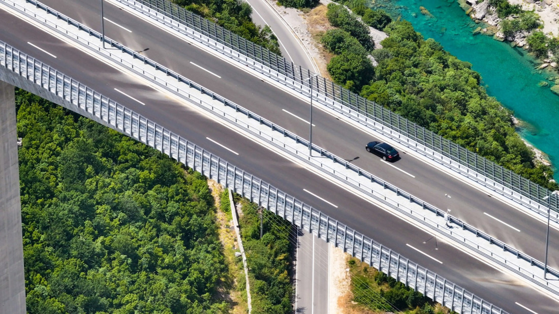 Huavej je zainteresovan da u Srbiji pravi “pametne” puteve