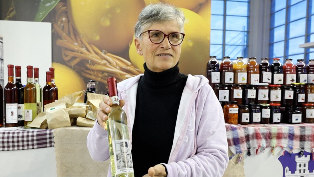 Jedinstven konjak od šipurka pravi Verica iz Barajeva