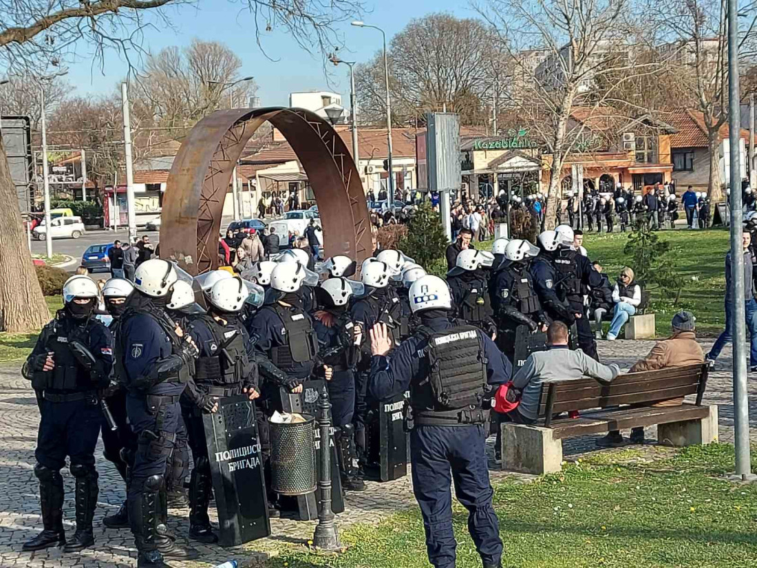 Navijači derbi Zvezda Partizan Autokomanda