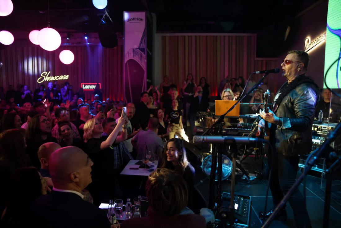 Van Gogh predstavio novog člana benda