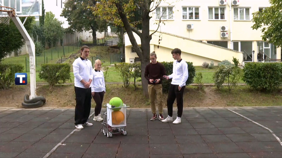 Tim Srbije na takmičenju u robotici u Atini