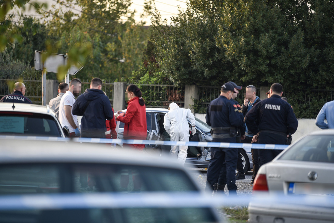 Upucana devojka u Budvi detalji