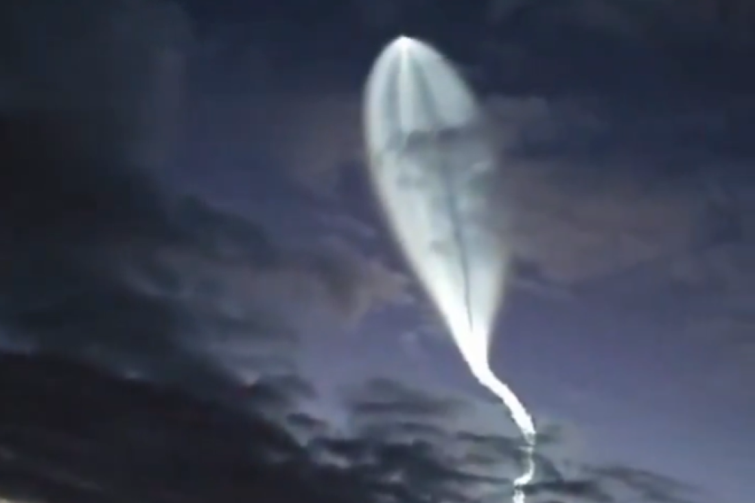 Raketa "orešnik" ostavila neobičan trag na nebu