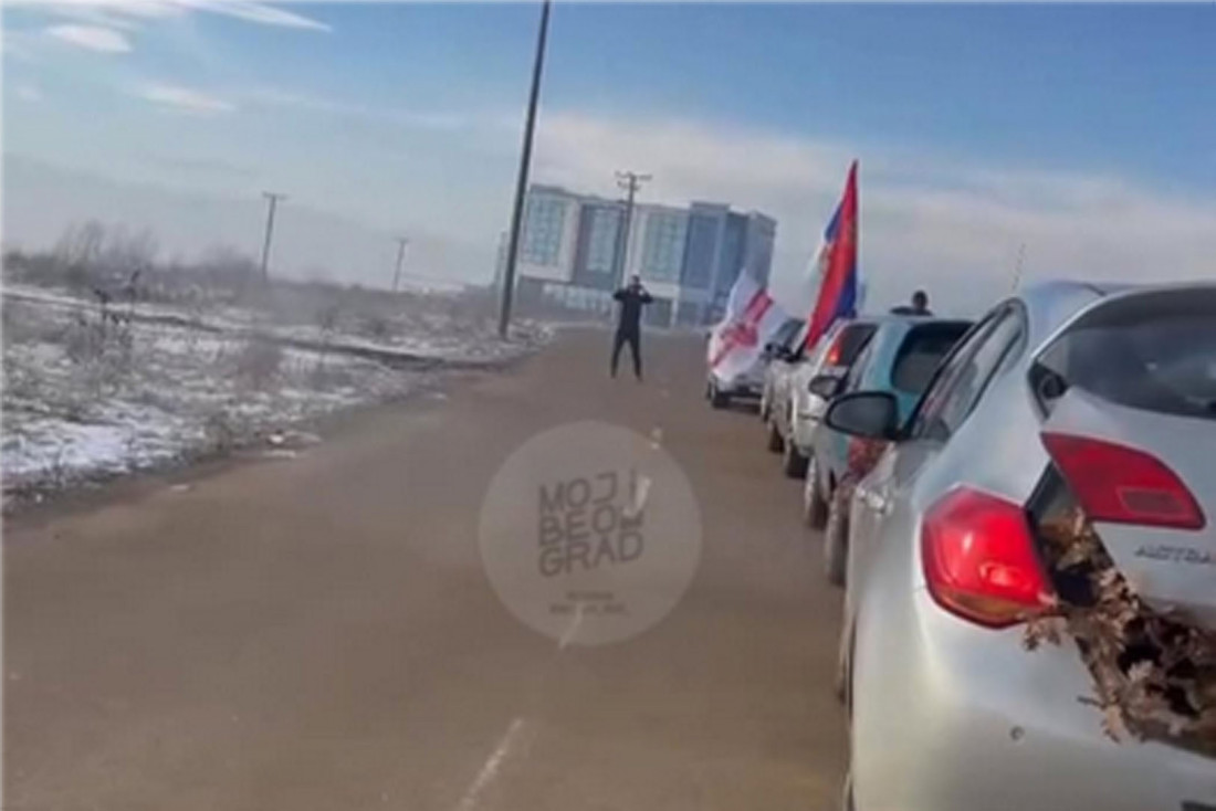 Srbi išli po Badnjak na Kosovu i Metohiji