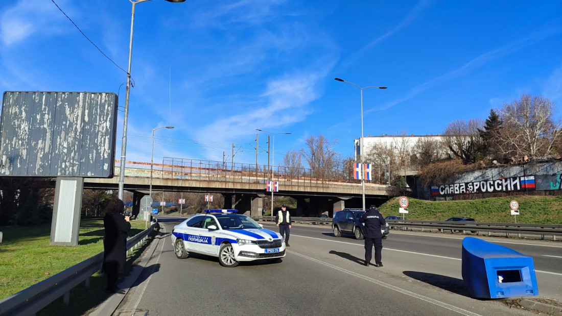 Kamionom pregazio saobraćajnog policajca!