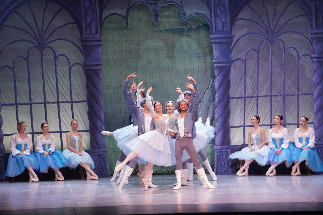 Ovacije za "Labudovo jezero" u Beogradu