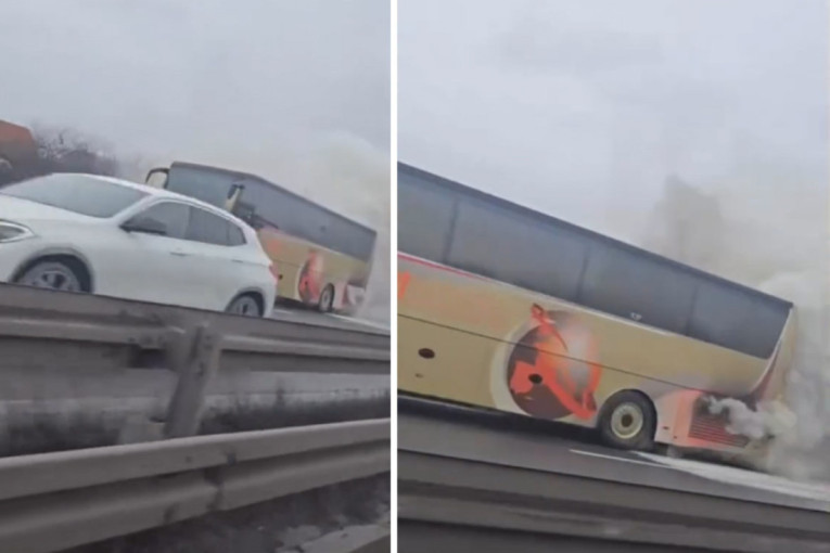 Zapalio se autobus na auto-putu ka Nišu!